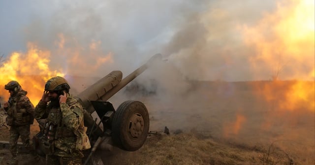 Avrupa devletleri Ukrayna için Sovyet tarzı topçu mermileri arayışında